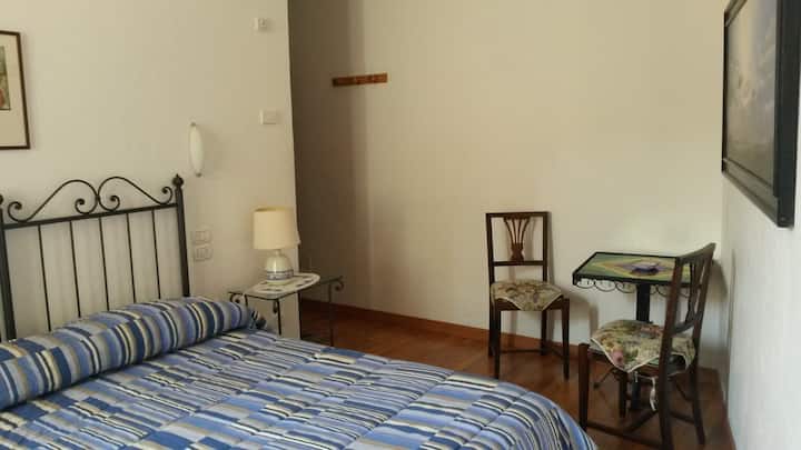 Stanza D'albergo Con Tutti I Servizi - Assisi