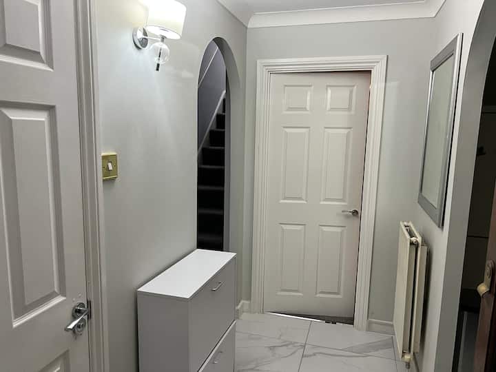 Modern 3 Bed House Finchley In North London - Londen