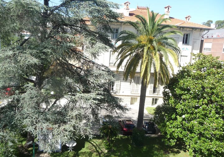 Appartement De 3 Pièces D'une Surface De 68 M2 - Saint-Jean-Cap-Ferrat