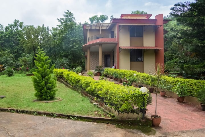 Executive Anmol Villa With Valley Looking View - Lavasa
