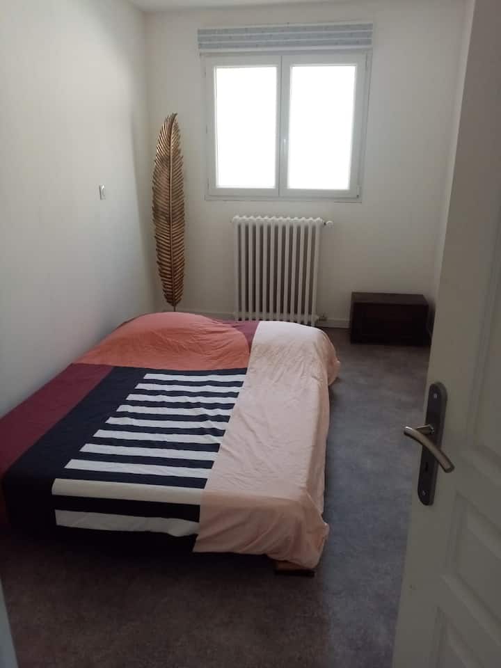 Chambre Dans Maison D'artistes ☺️ - Chalonnes-sur-Loire