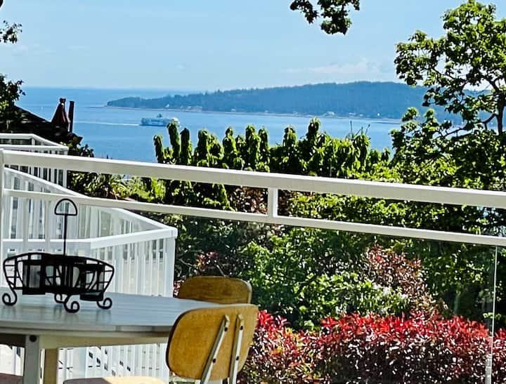 Nanaiview2 (纳奈风景线之二)House With Unique Nanaimo View - Nanaimo