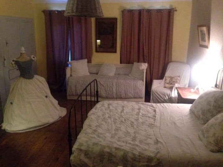 Jolie Chambre Meublee A Moissac - Castelsarrasin