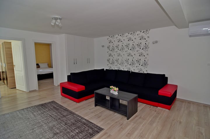 8 Apartament 8 Central - Târgu Mureș