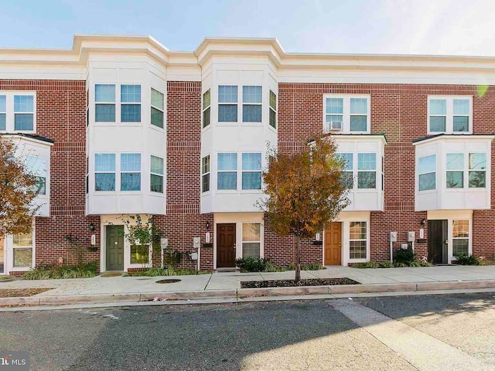 3bedroom Townhouse Near O’s & Ravens Stadium - Baltimore, MD