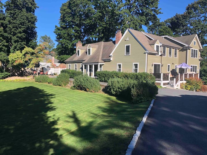 Large Family Home In Great Location - Salem, MA