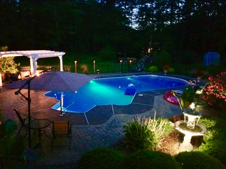 Beautiful Saratoga House, Prime Location & Pool! - Saratoga Springs, NY