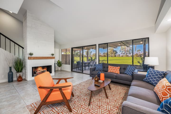 Gorgeous Updated Home With Great Views Of The Golf Course And Mountains. - Palm Desert