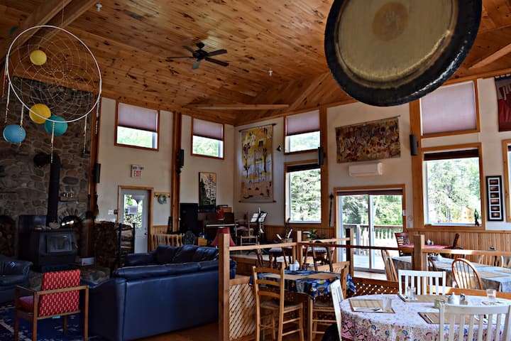 The Flying Moose Yurt At Cabot Shores - Cape Breton Island