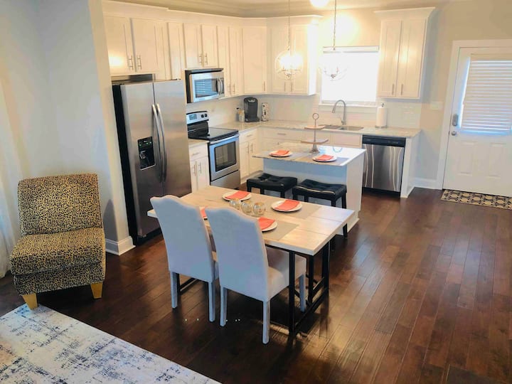 Downtown Corporate Rental/personal Retreat - Lake Charles, LA
