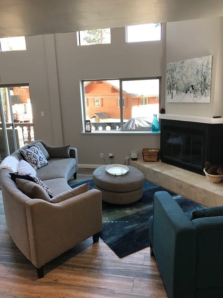 Modern Chalet Pool/hot Tub/tennispickleball Access - Incline Village