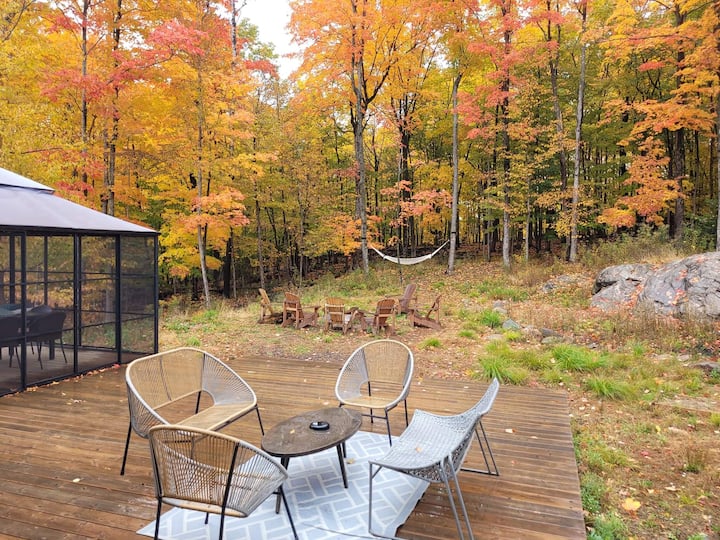 Villa Nordica/firepit/bbq/ Free Parks Pass/trails - Huntsville