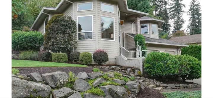 A Willamette Valley Retreat - Salem, OR