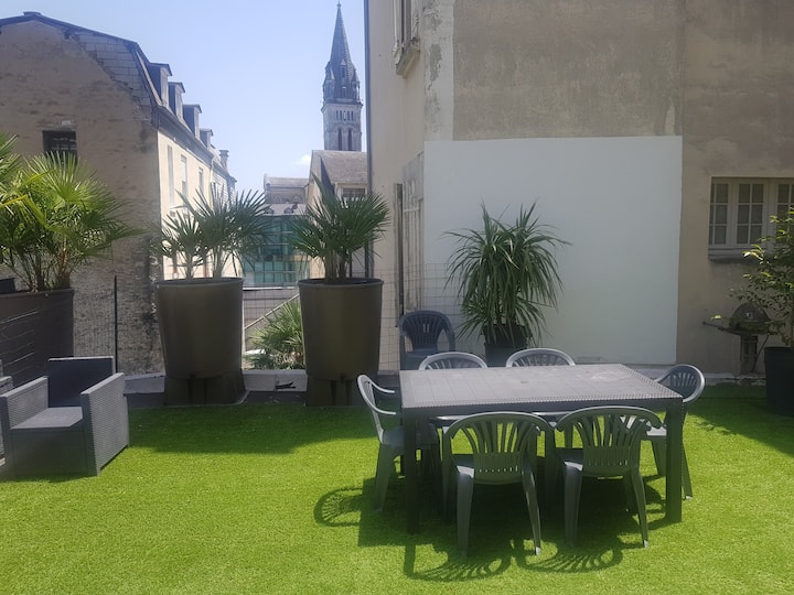 Grand Appartement Terrasse Proche Sanctuaires - Lourdes