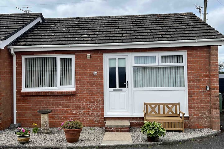 Mumbles Bungalow Holiday Let South 2 - Mumbles