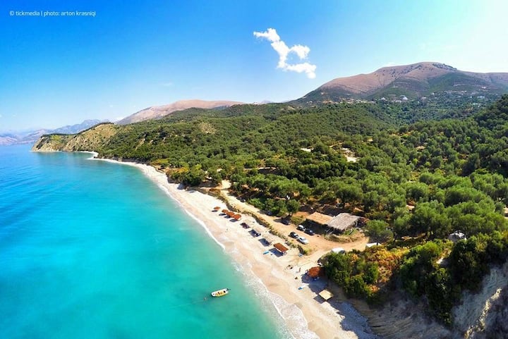The Old Anchor Glamping Iii - Qeparo