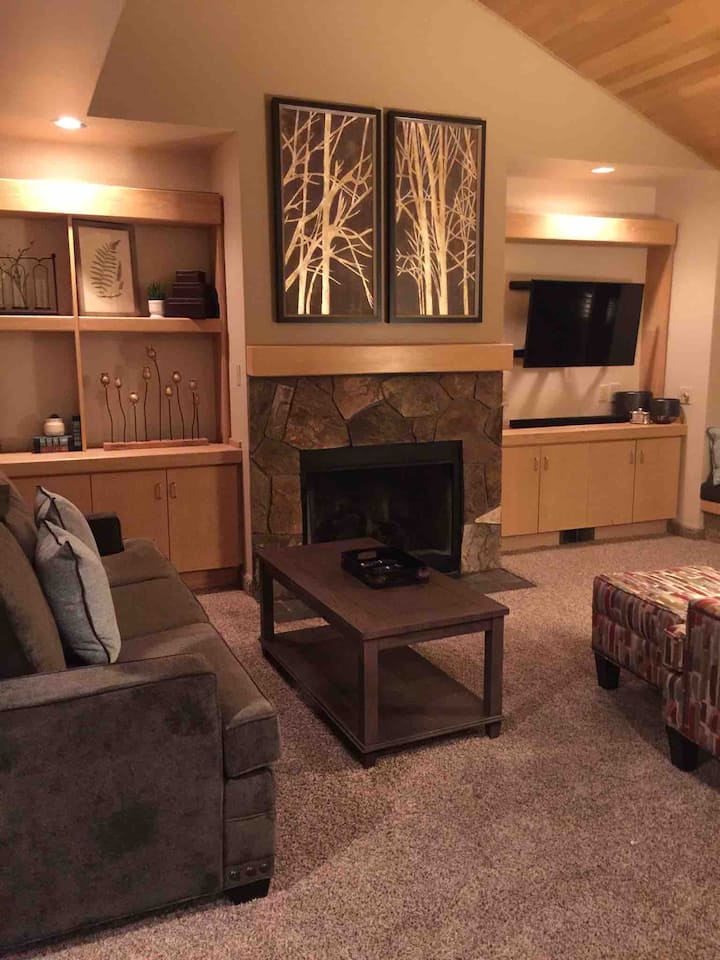 Eagle Crest, 3 Bedroom Townhome,  Deschutes River - Redmond, OR