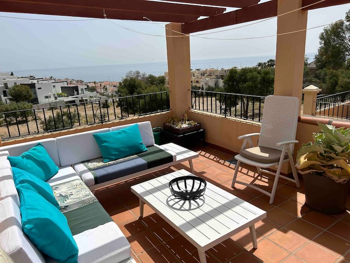 Penthouse,view,walking Distance To Beach And Town - Nerja