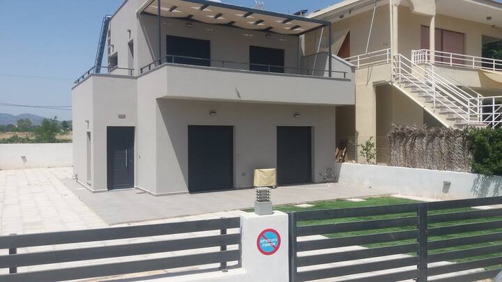 Modern House Near The Sea - Хиос