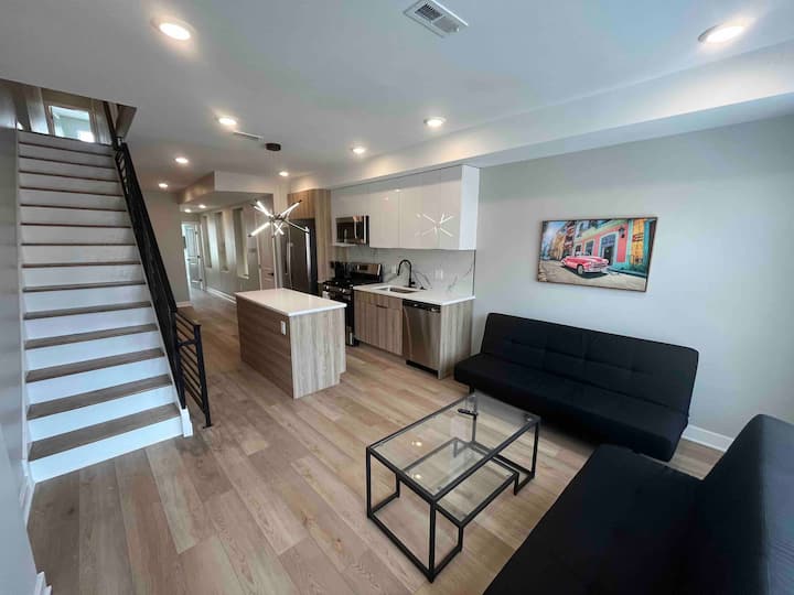 4 Bed Bi-level With Roof Deck. In The City. - Philadelphie, PA