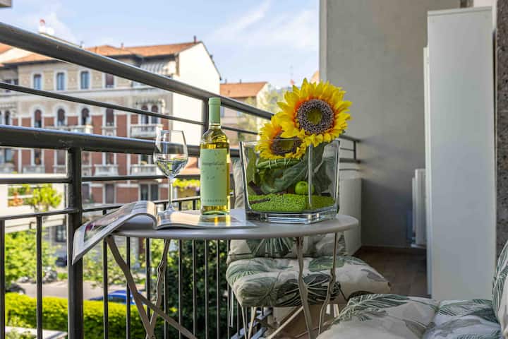 Exclusive Stay 8 Min To Duomo- 2 Min To City Life - Milano