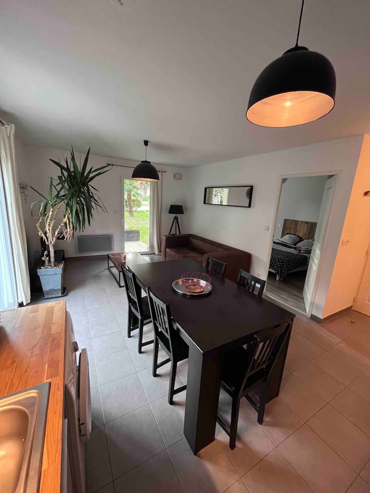 T2 De Charme En Rez-de-chaussée Avec Terrasses. - Tarnos