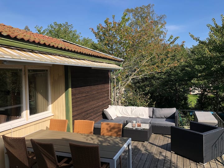 Cozy Holiday Home With Fireplace, Close To Swim - Uddevalla