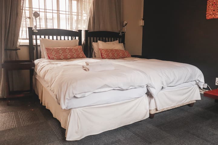 Liebeloft Guesthouse - 'Forever, Home' - Edenvale