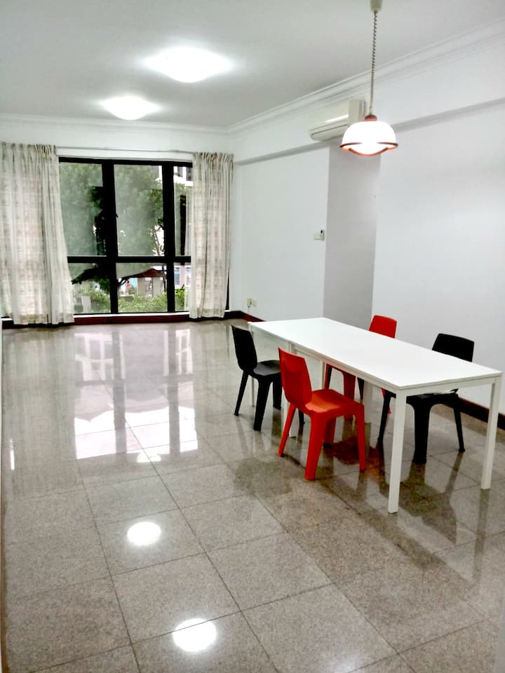 Bright Spacious Condominium Near Airport & Expo - Punggol