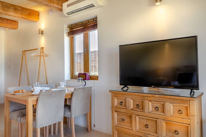 Gozo Ph W/private Rooftop Hot Tub, Terrace + Views - Malta