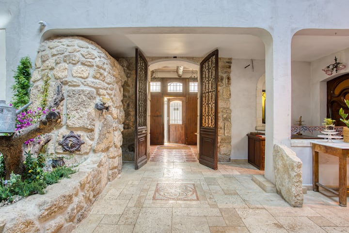 Ancienne Réglisserie :
Loft éClectique - Avignon