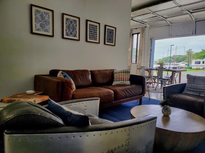 Nautical Charm: Kingston Waterfront Hideout - Rhinebeck, NY