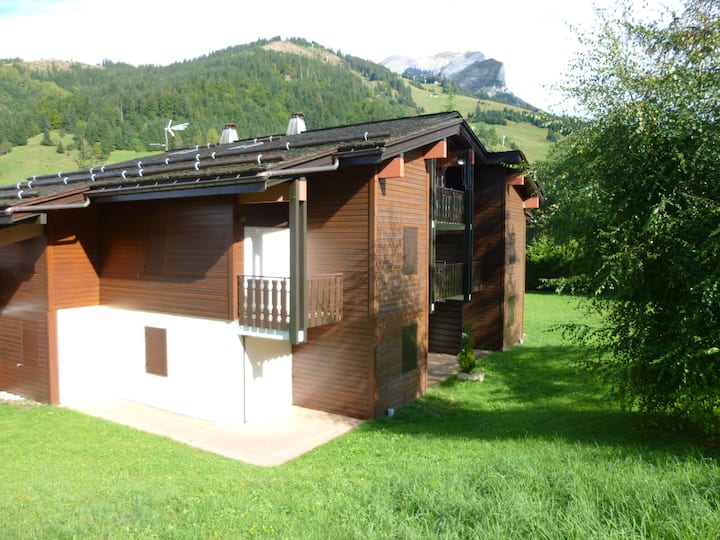 Sur Les Pistes, La Clusaz. Les Riondes - La Clusaz