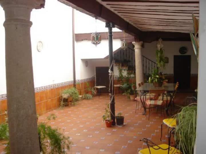 Casa Rural Restaurada Del Siglo Xvi - Dosbarrios