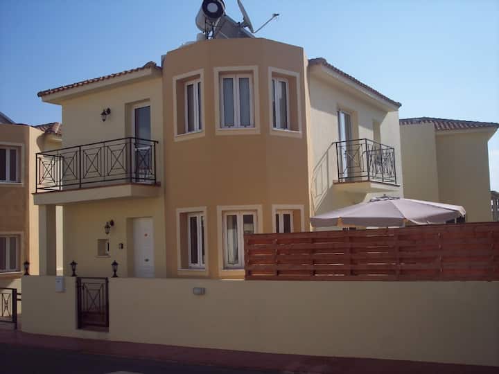 Luxury Villa, Private Pool - Short Walk To Beach - Ayia Napa
