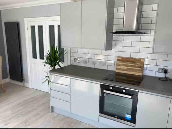 West Edinburgh (Airport/murrayfield/city Centre) - Edinburgh