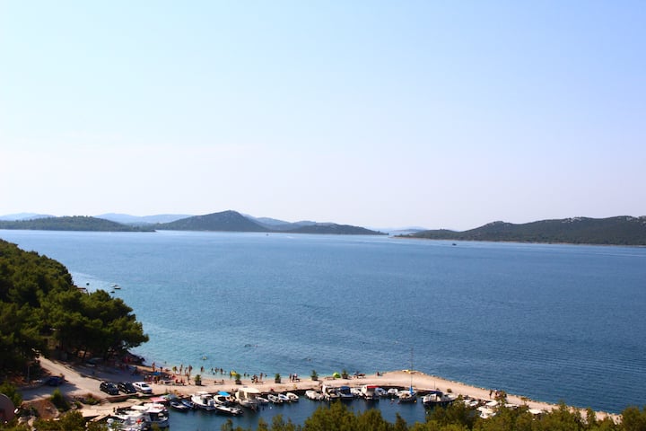 Quiet Place With A Sea View - Murter-Kornati