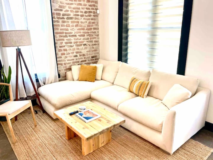 Casa Ladrillo: A Just-renovated Historic Hideaway - Albuquerque, NM