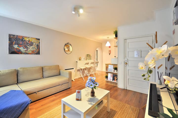 Lip´s Friendship Shelter - Porto, Portugal