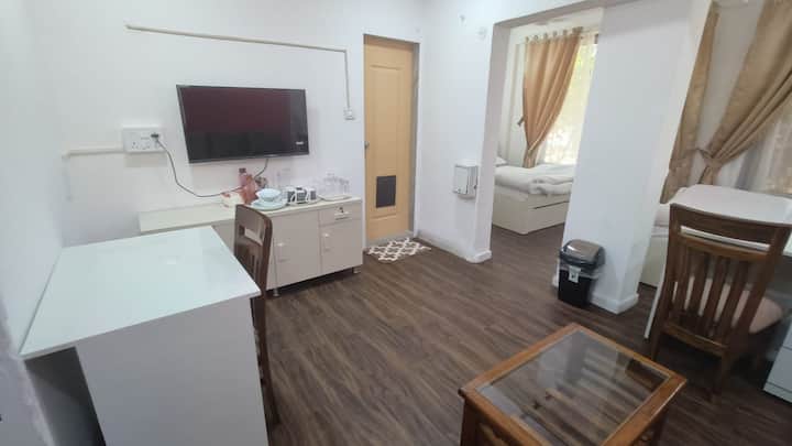 Luxury Modern 1 Hugeroom For 6 In Condo, Andheri W - Mumbai