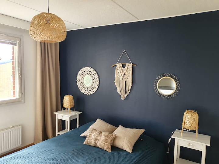 Rauhallinen Kaksio @ Peaceful Two-room Apartment - エスポー