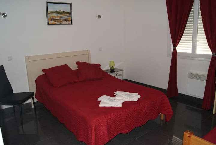 18 Appart Hôtel Les Rochers à Auriol - Auriol