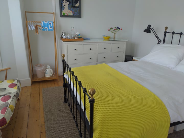 Delightful Double Room - Porthcurno