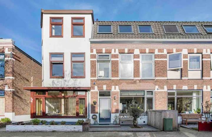 3 Floor Villa, 21m To Amsterdam! - Hilversum