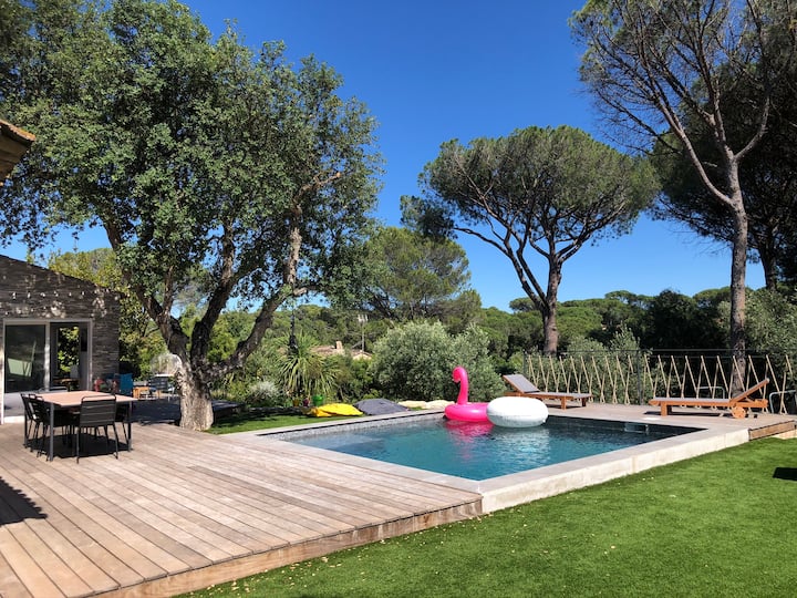 Villa à St-raphaël Avec Piscine & 4 Chambres - Saint-Raphaël