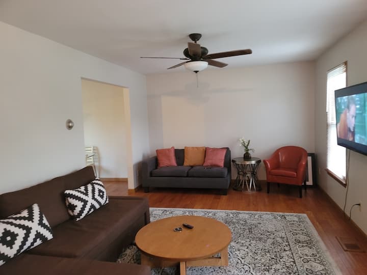 Comfortable And Convenient House Near Everything! - Covington, KY