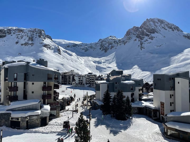 Résidence Le Curling : Ensoleillée, Skis Aux Pieds - Tignes