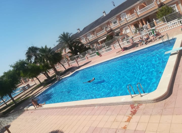 Apartamento En Zona Muy Tranquila De Gran Alacant - Tabarca