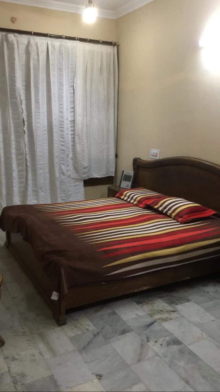 Garden Independent Bedroom With Shared Kitchen - Chandigarh
