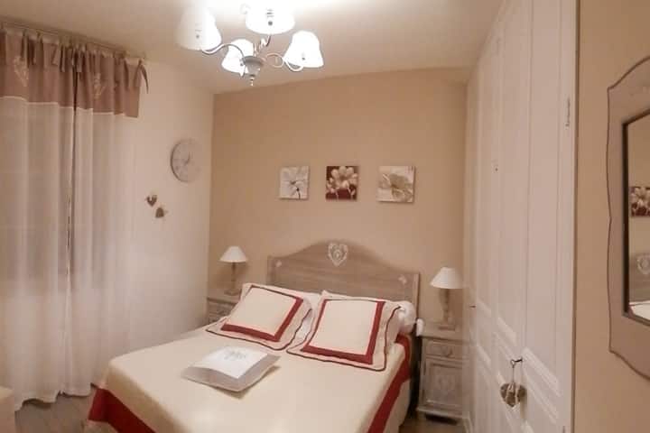 Chambre " La Romantique" Dans Mas Catalan - Thuir